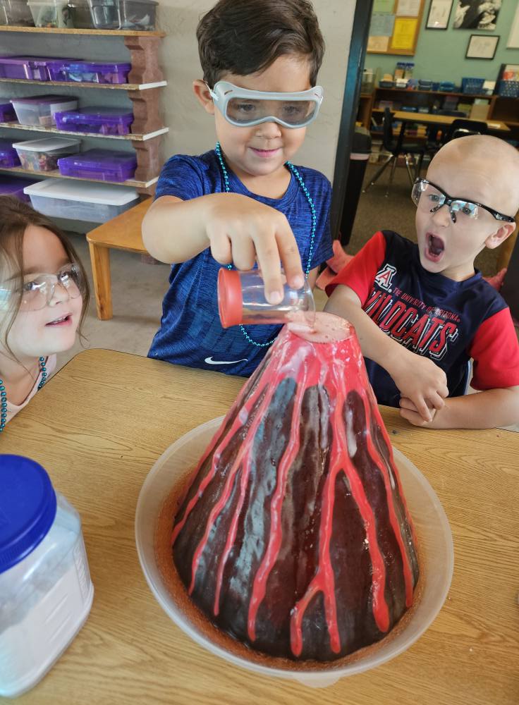 Volcano Discovery - Casa Niños School of Montessori, Inc.